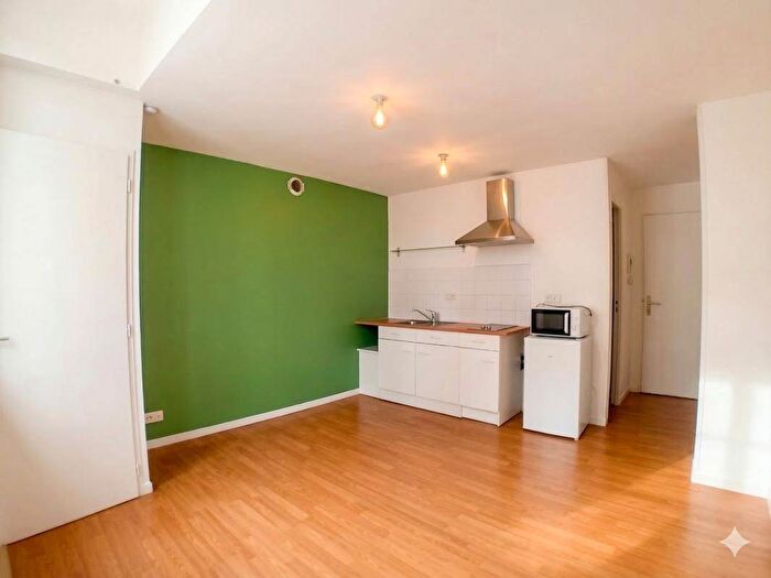 Appartement à louer - Pont du Cens-Côte dOr, Nantes - 1 pièce