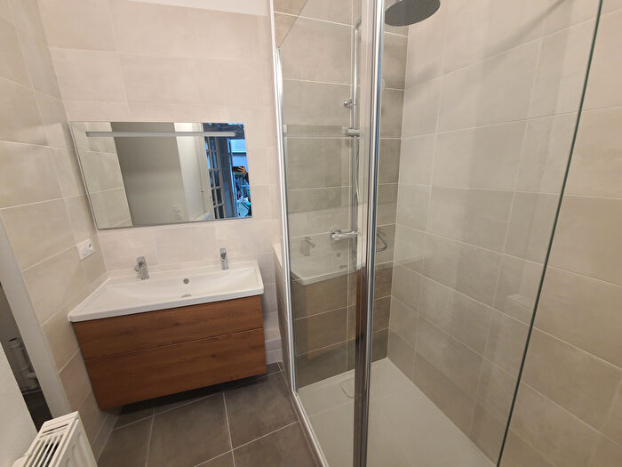 Appartement à louer - Angers, Centre-ville, La Fayette - 5 pièces - 3 chambres