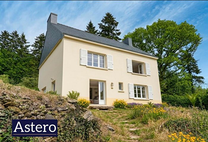Maison 6 pièces à Lanvaudan, à vendre