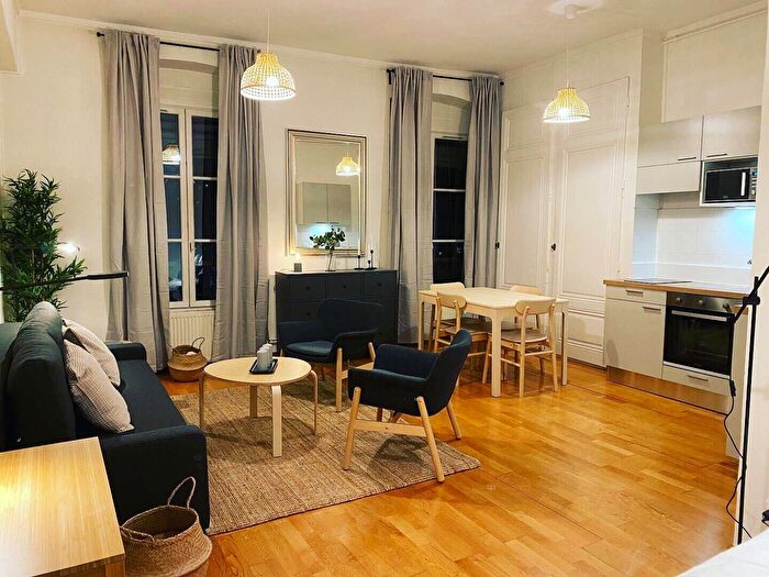 Appartement à louer - Guillotière, Lyon ème arrondissement - 1 pièce