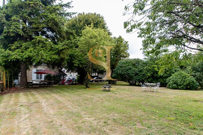 Maison à vendre - Fontenailles - 7 pièces - 5 chambres