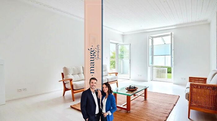 Maison à vendre - Saint-Pierre-de-Chandieu - 4 pièces - 3 chambres