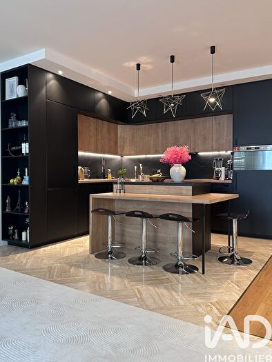 Appartement à vendre - Longjumeau, Centre-ville, Mairie - 5 pièces - 3 chambres