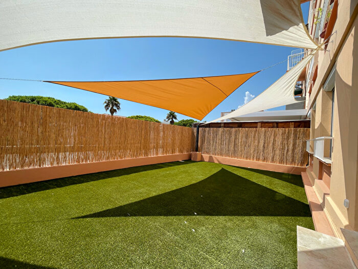 Le Lavandou, Centre-ville, Plage du Lavandou, Pointe Pilon : Appartement 4 pièces à vendre