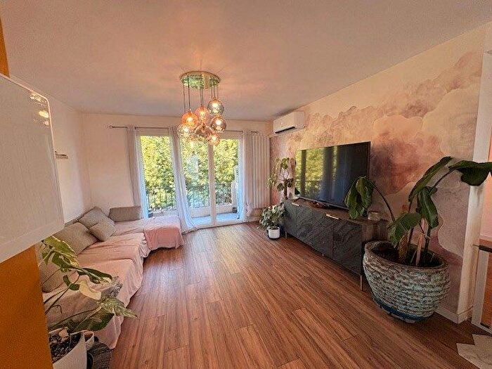 Appartement 3 pièces à Nîmes, Gare, à vendre
