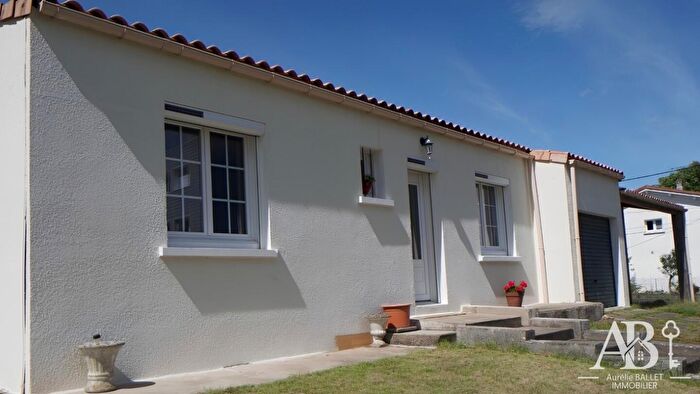 Maison 4 pièces à Mirambeau, à vendre