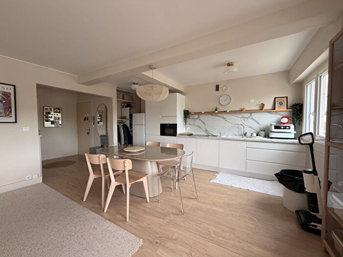 Appartement 5 pièces à vendre à Le Mans, Sablons, Zone Franche