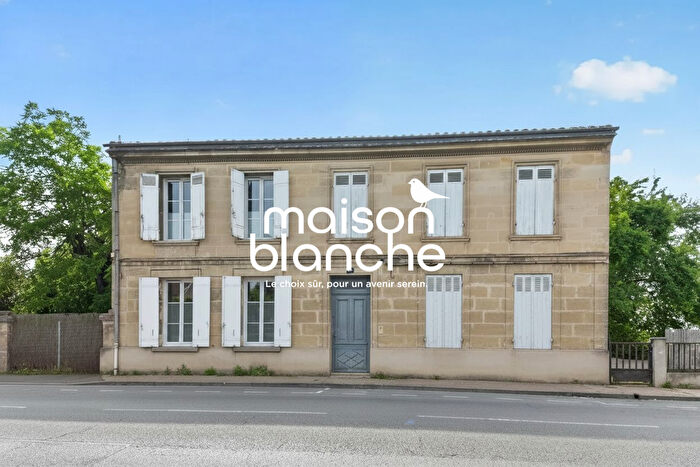 Maison 8 pièces à Ambarès-et-Lagrave, Centre-ville, Lagrave, Les Erables, Chêne Vert, à vendre