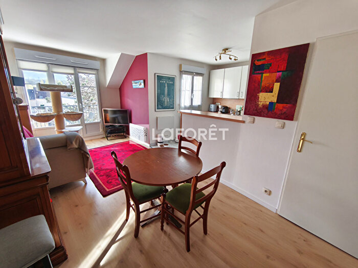 Appartement à vendre - Plaisir, Centre-ville, Château - 2 pièces - 1 chambre