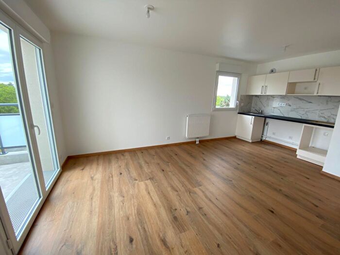 Laval, Pavement - Appartement 3 pièces à louer