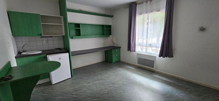 Appartement à louer - Montet-Octroi, Vand uvre-lès-Nancy - 1 pièce