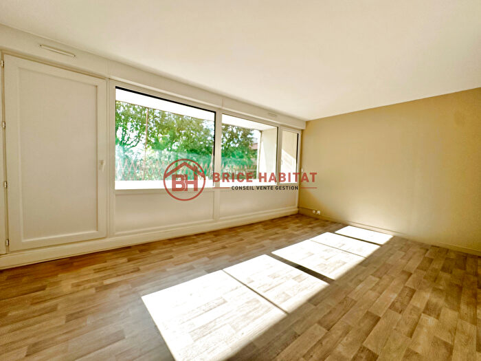 Appartement 2 pièces à Villeneuve-d'Ascq, Pont de Bois, Hôtel de Ville, à vendre
