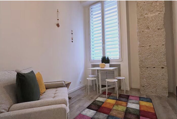 Appartement 3 pièces à louer à Nice, Carabacel