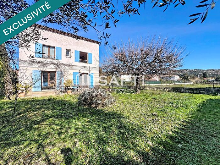 Maison à vendre - Grasse, Saint-Antoine, Aspres, Plascassier - 6 pièces - 3 chambres