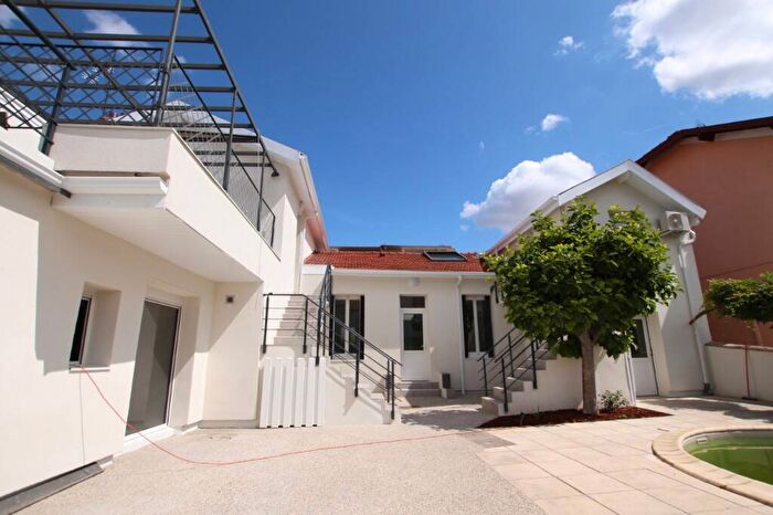 Parilly-Jules Guesde, Vénissieux - Appartement 2 pièces à louer