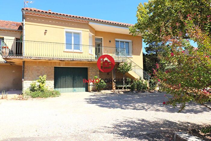 Appartement à louer - Laudun-lArdoise - 4 pièces - 3 chambres