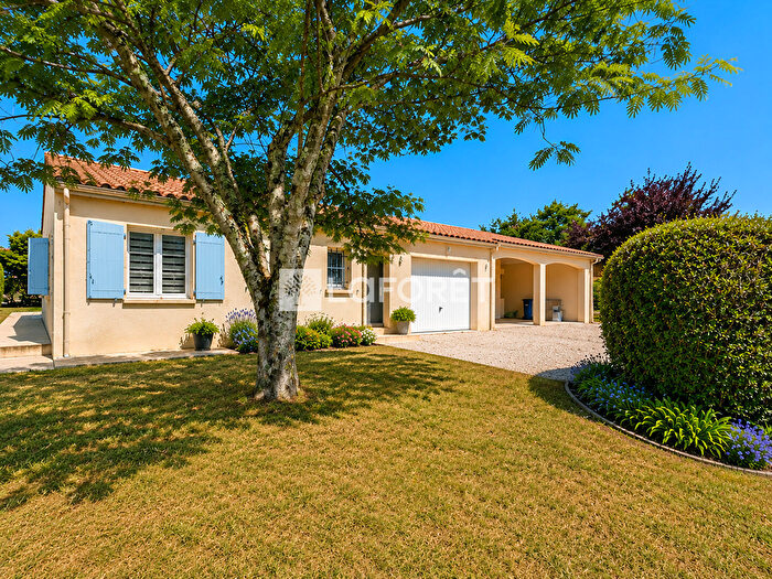 Maison 5 pièces à vendre à Saint-Georges-des-Coteaux