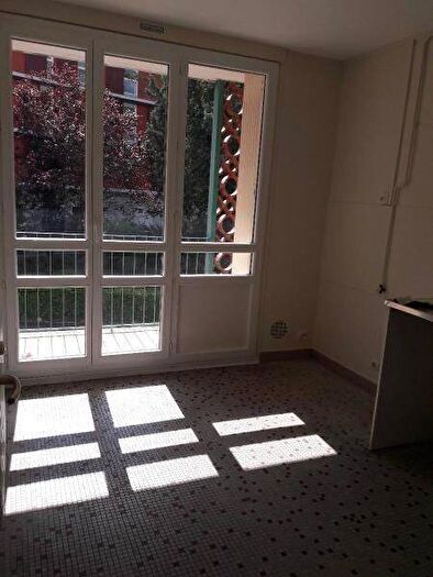 Canal, Givors - Appartement 4 pièces à louer
