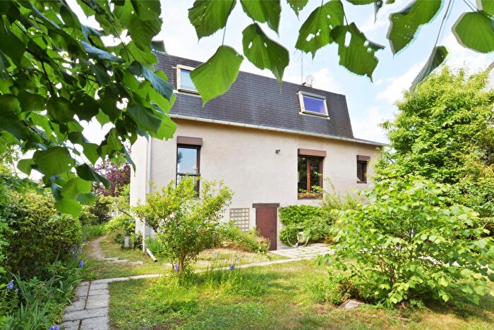Montgeron, La Forêt : Maison 6 pièces à vendre