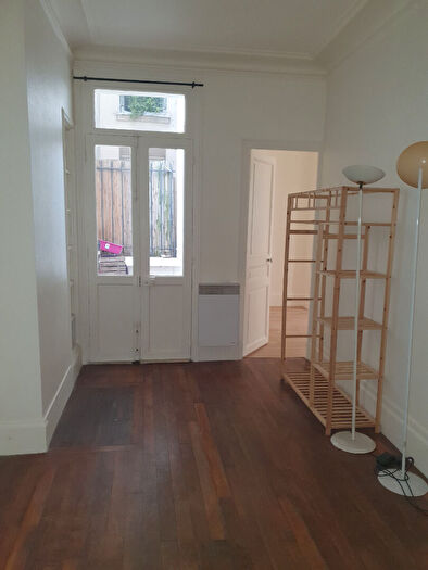 Appartement à louer - Paris e , Chaillot - 3 pièces - 2 chambres