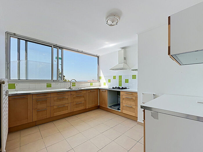 Appartement 6 pièces à vendre à Rillieux-la-Pape, Ville nouvelle Est