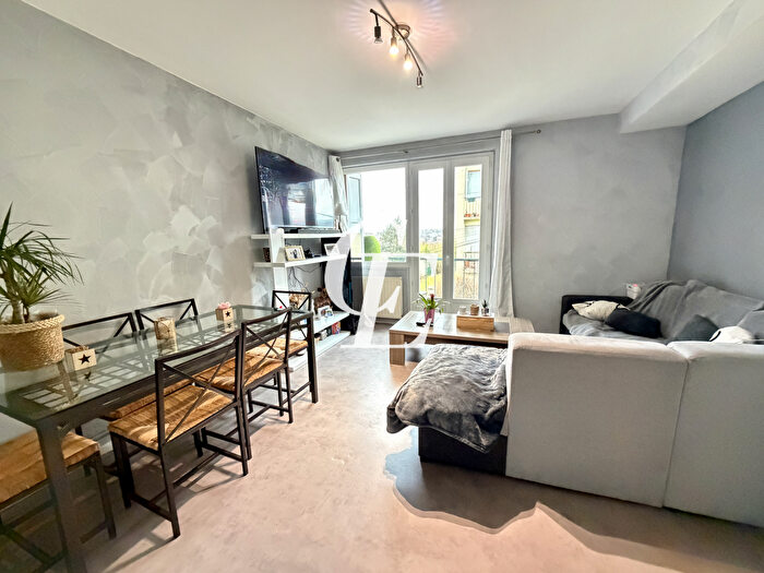 Appartement à vendre - Saint-Étienne - 3 pièces - 2 chambres