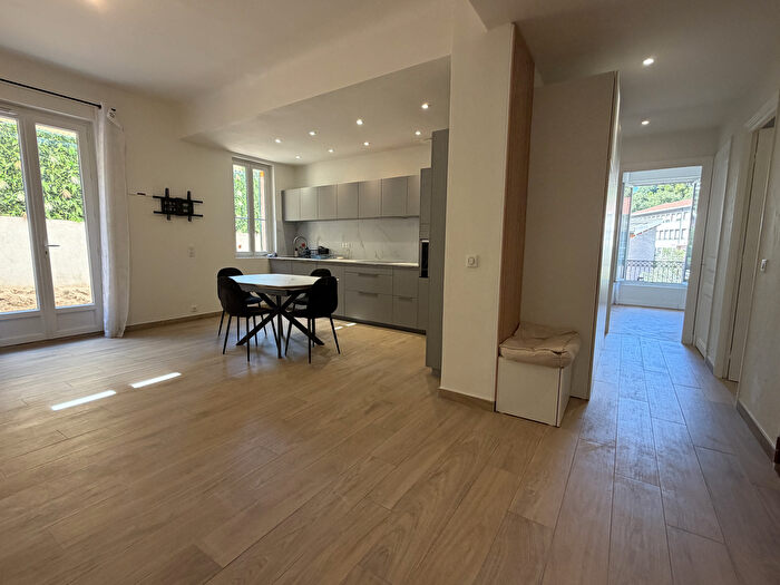 Nice, Valrose : Appartement 4 pièces à louer