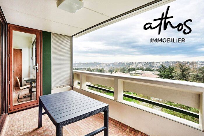 Appartement à louer - Écully - 5 pièces - 4 chambres