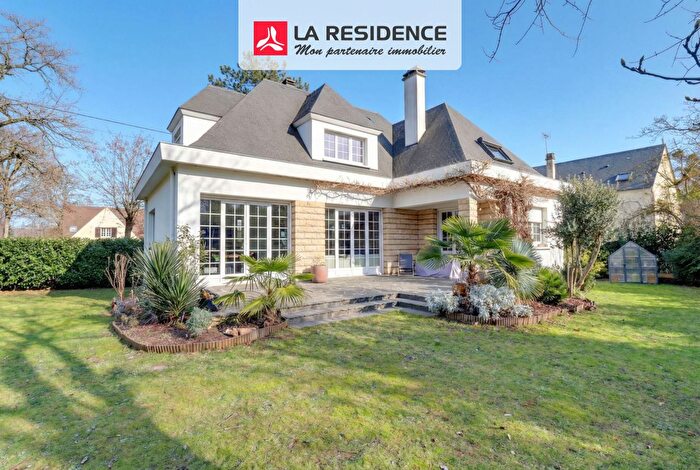 Maison à vendre - Verneuil-sur-Seine, Les Clairières, Les Renardières - 7 pièces - 5 chambres