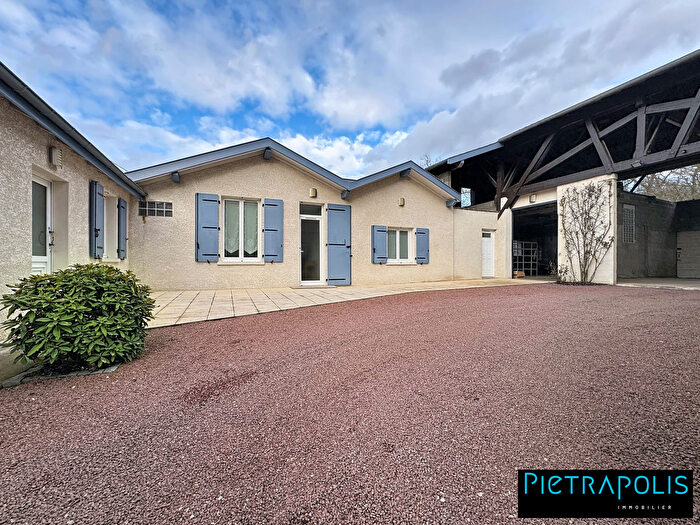 Maison à vendre - Saint-Genis-Laval, Barolles - 6 pièces - 2 chambres