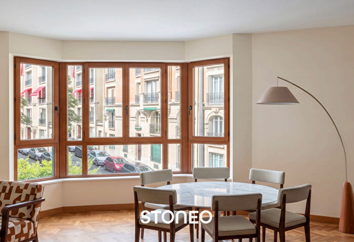 Paris 16ème, Porte de Saint-Cloud, Auteuil-Sud : Appartement 4 pièces à vendre