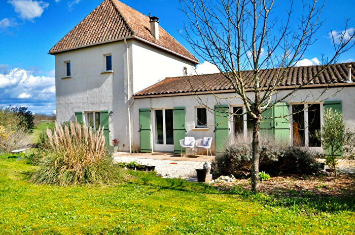 Maison à vendre - Saint-Eutrope-de-Born - 7 pièces - 5 chambres