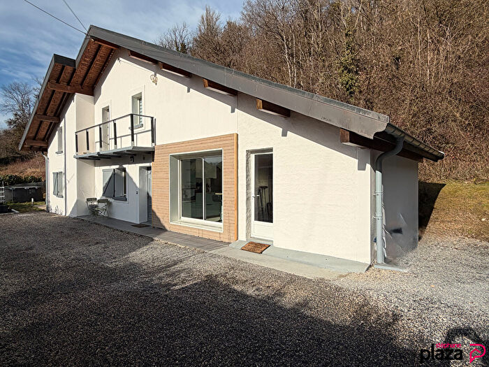 Maison à vendre - Bonne - 6 pièces - 3 chambres