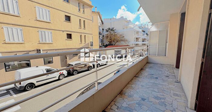 Appartement à vendre - Antibes, Coeur de ville - 3 pièces - 2 chambres