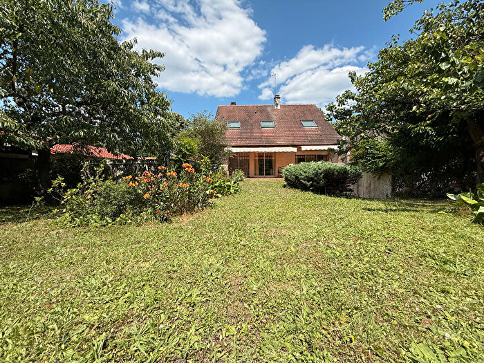 Maison à vendre - Ris-Orangis, Mairie, Hameaux - 8 pièces - 6 chambres