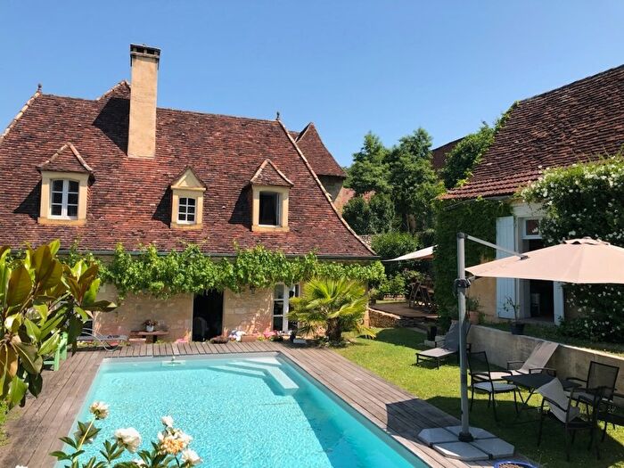 Maison à vendre - Le Bugue - 6 pièces - 3 chambres