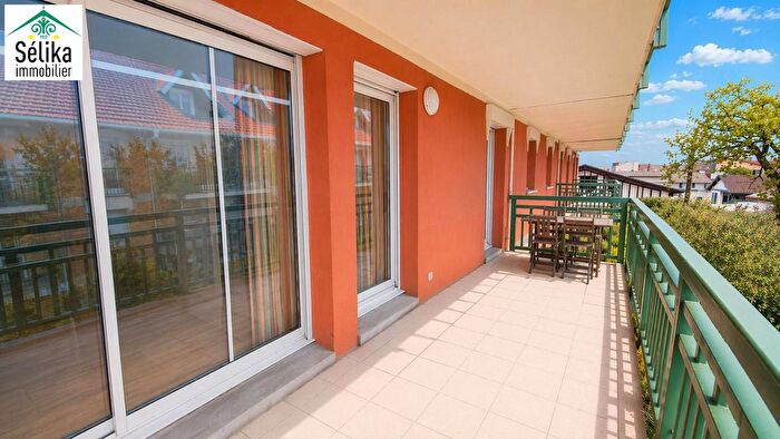 Appartement à vendre - Arcachon, Saint-Ferdinand - 4 pièces - 3 chambres