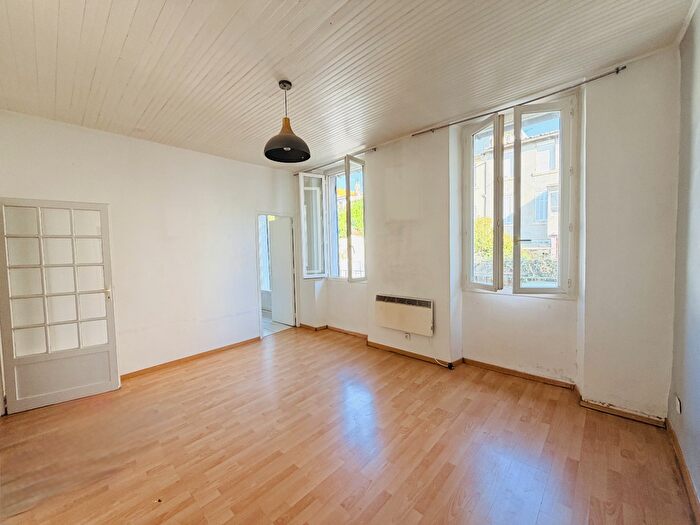 Appartement 2 pièces à Marseille 1er, Saint-Charles, à vendre