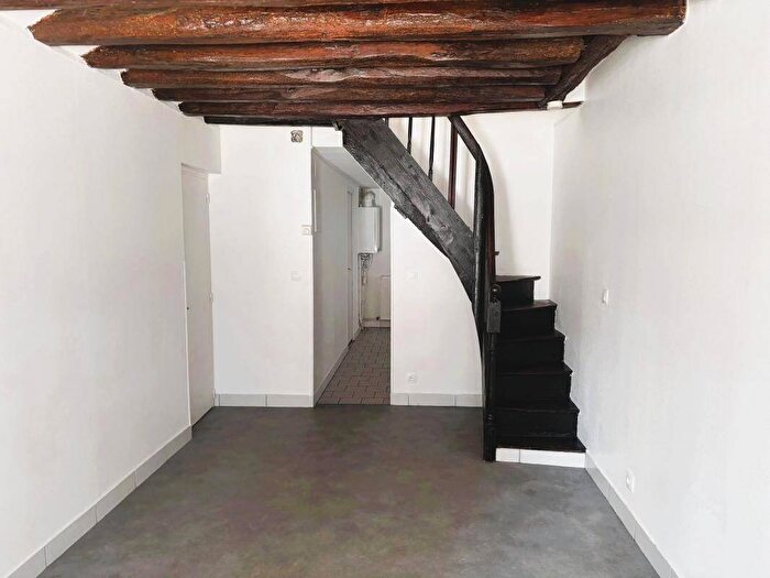 Maison à louer - Centre Ville-Saint Léonard-Notre-Dame, Alençon - 2 pièces - 1 chambre