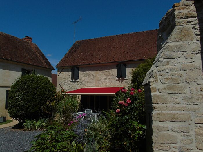 Maison à vendre - Foulangues - 9 pièces - 7 chambres