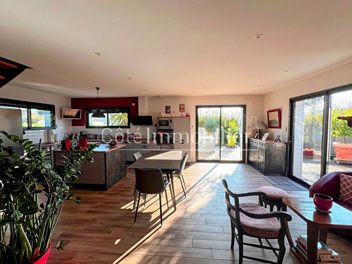 Maison à vendre - Pornic, Centre-ville, Halles, Bourg aux Moines - 6 pièces - 4 chambres