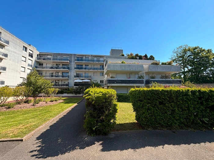 Appartement 3 pièces à Évry, Village, à vendre