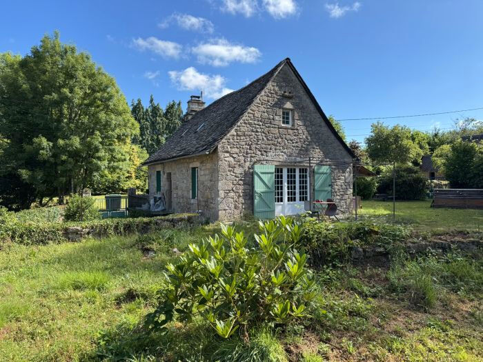 Maison à vendre - Marcillac-la-Croisille - 3 pièces - 2 chambres