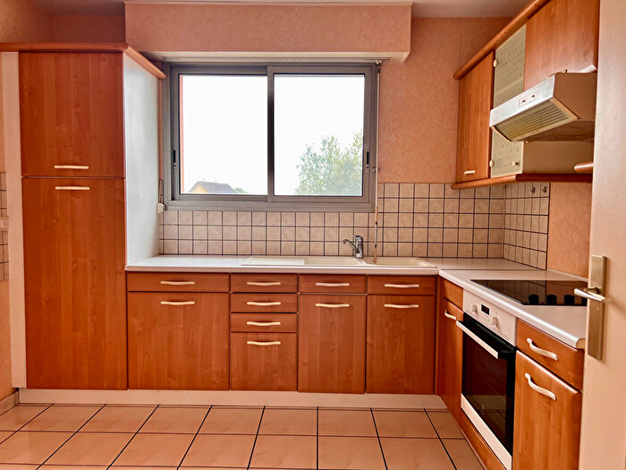 Nevers, Maupas, Victor-Hugo : Appartement 4 pièces à louer