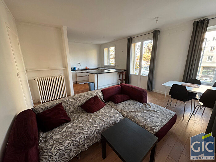 Appartement à louer - Caen, Saint-Jean - 3 pièces - 2 chambres