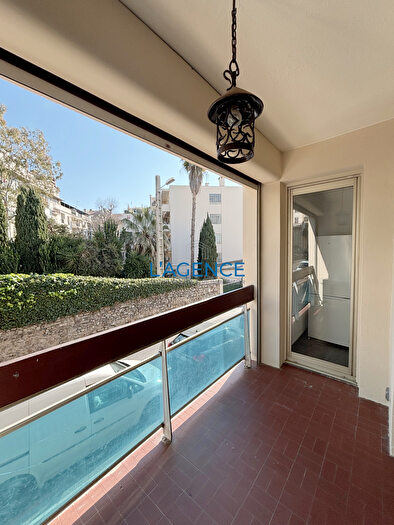 Appartement à vendre - Hyères, Centre-ville - 1 pièce