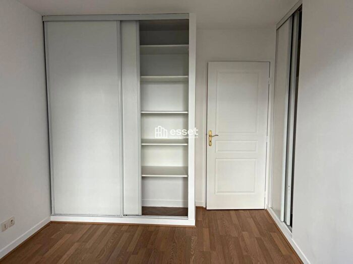 Appartement à louer - Bécon, Courbevoie - 4 pièces - 3 chambres