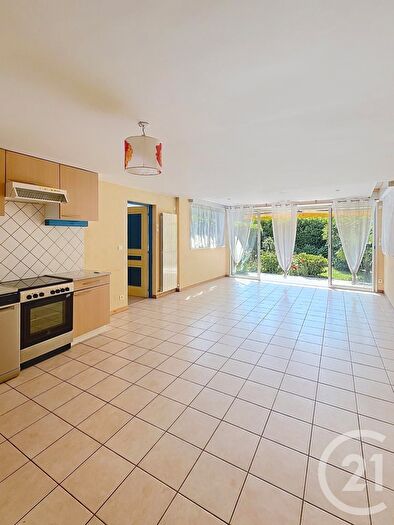 Appartement à vendre - Remiremont - 3 pièces - 2 chambres