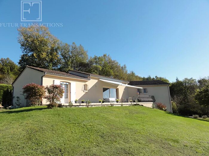 Maison à vendre - Brantôme - 7 pièces - 4 chambres