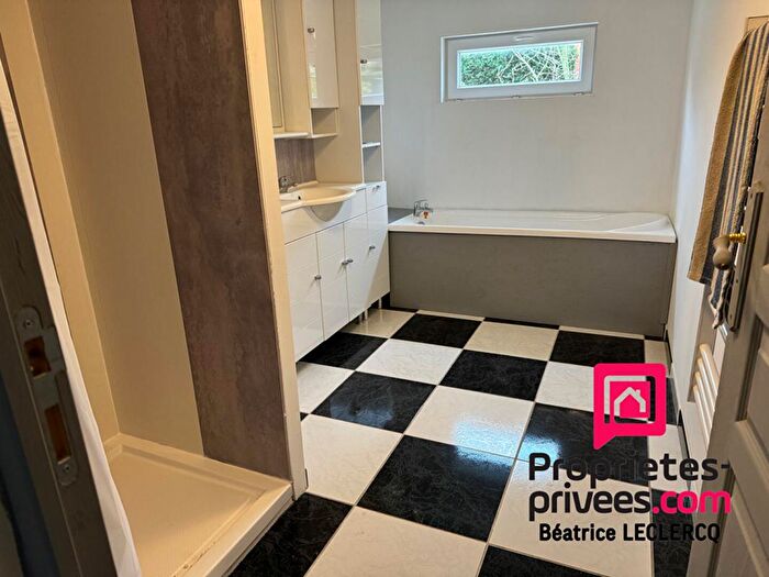 Maison à vendre - Isbergues - 6 pièces - 5 chambres